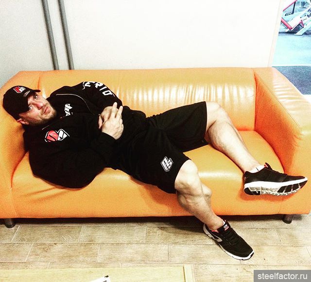 Адам Абакаров / Adam Abakarov - ЗВЕЗДЫ БОДИБИЛДИНГА - МУЖЧИНЫ ...